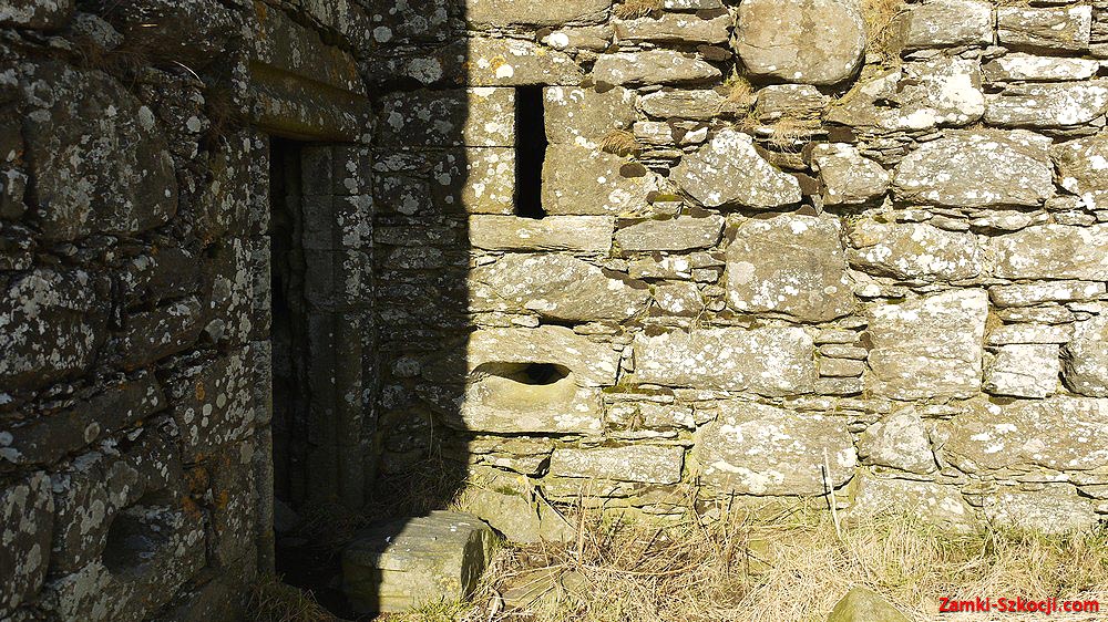 Whitefield Castle - Zamki Szkocji