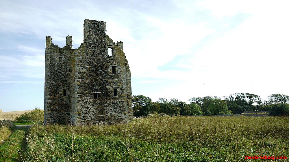 Knockhall Castle - Zamki Szkocji