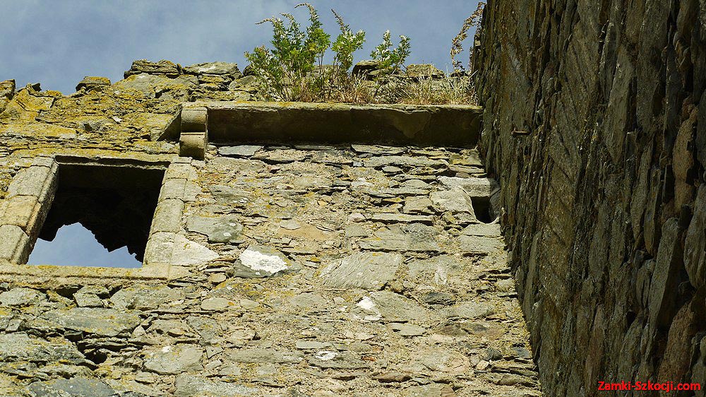 Knockhall Castle - Zamki Szkocji