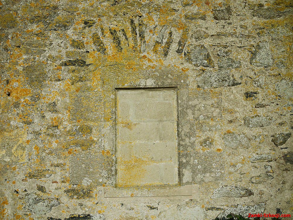 Knockhall Castle - Zamki Szkocji
