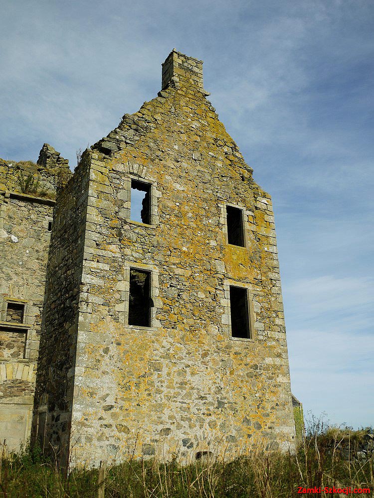 Knockhall Castle - Zamki Szkocji
