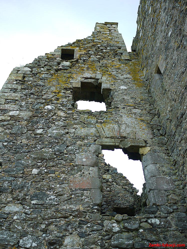 Knockhall Castle - Zamki Szkocji