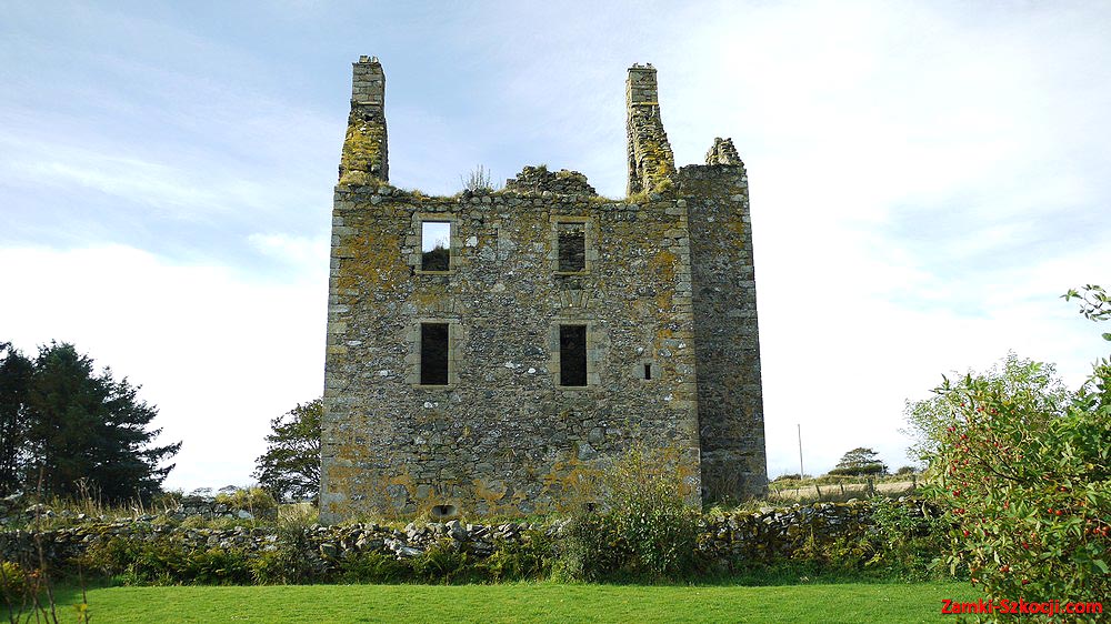 Knockhall Castle - Zamki Szkocji