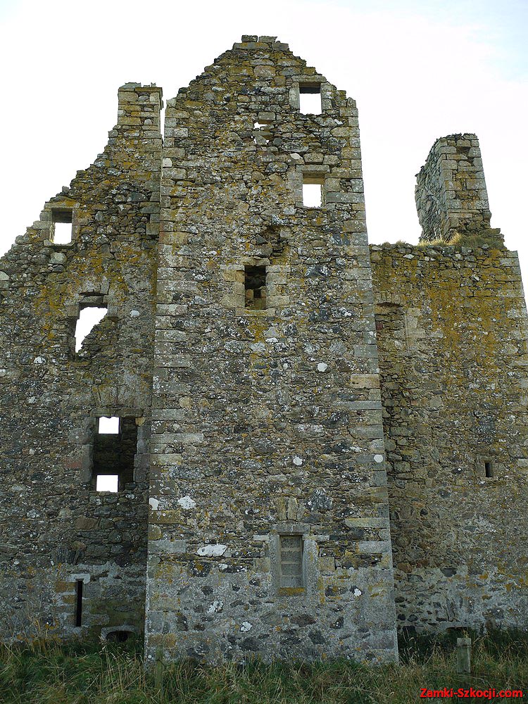 Knockhall Castle - Zamki Szkocji