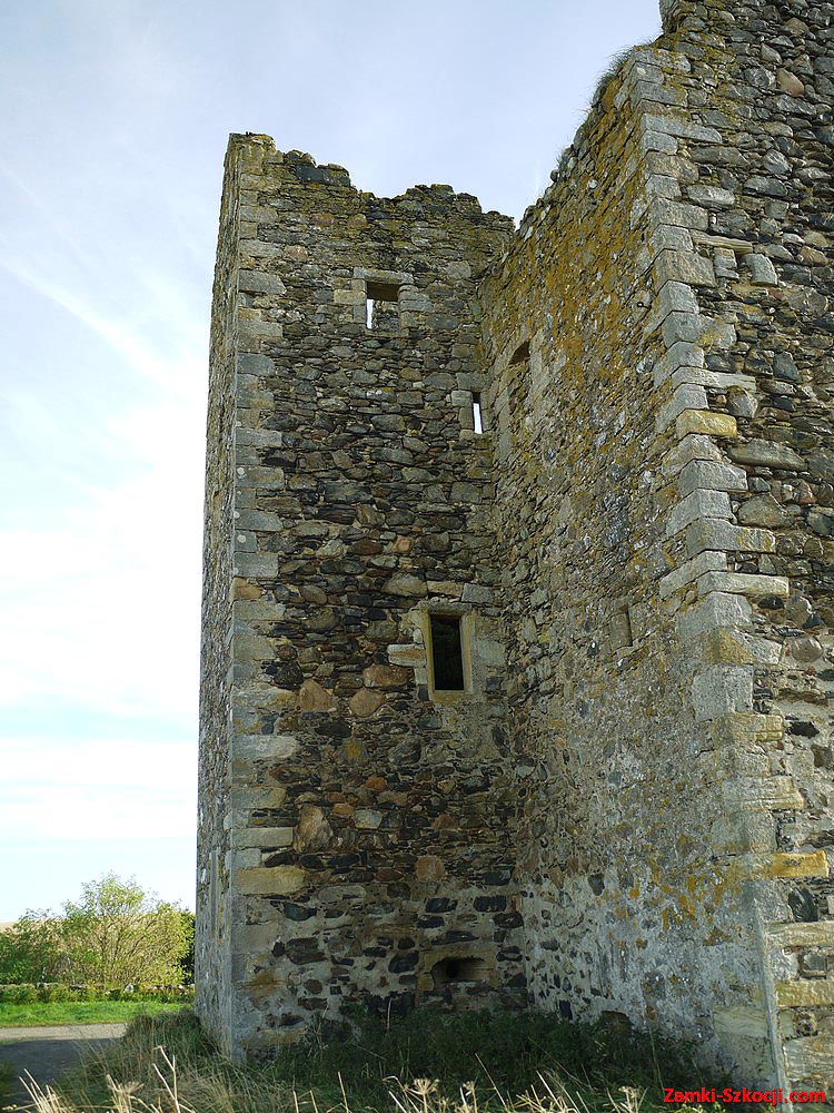 Knockhall Castle - Zamki Szkocji