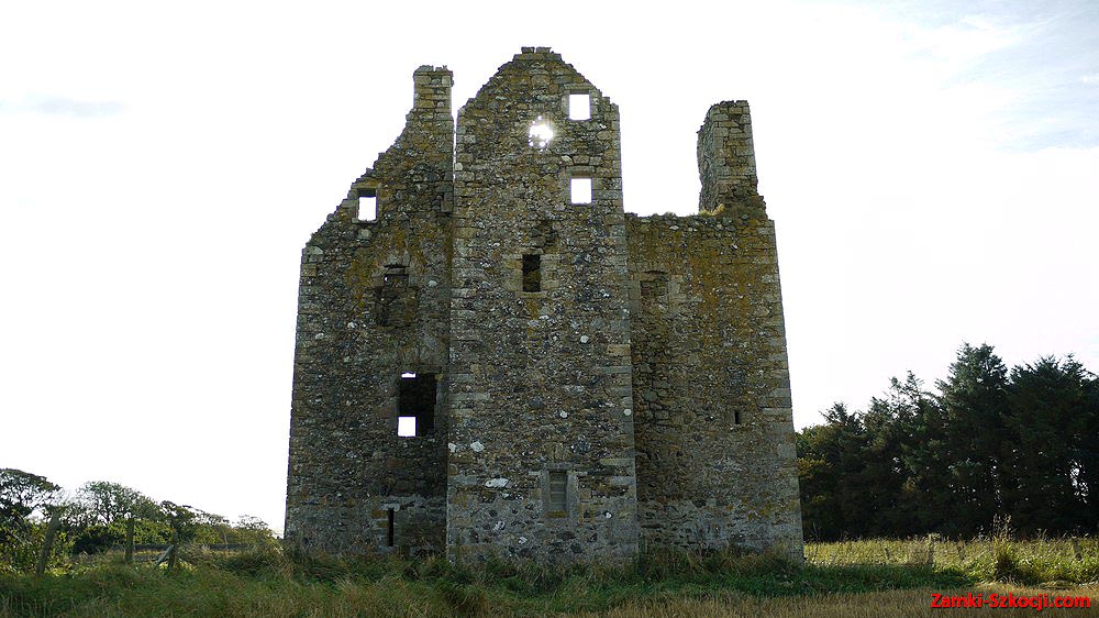 Knockhall Castle - Zamki Szkocji